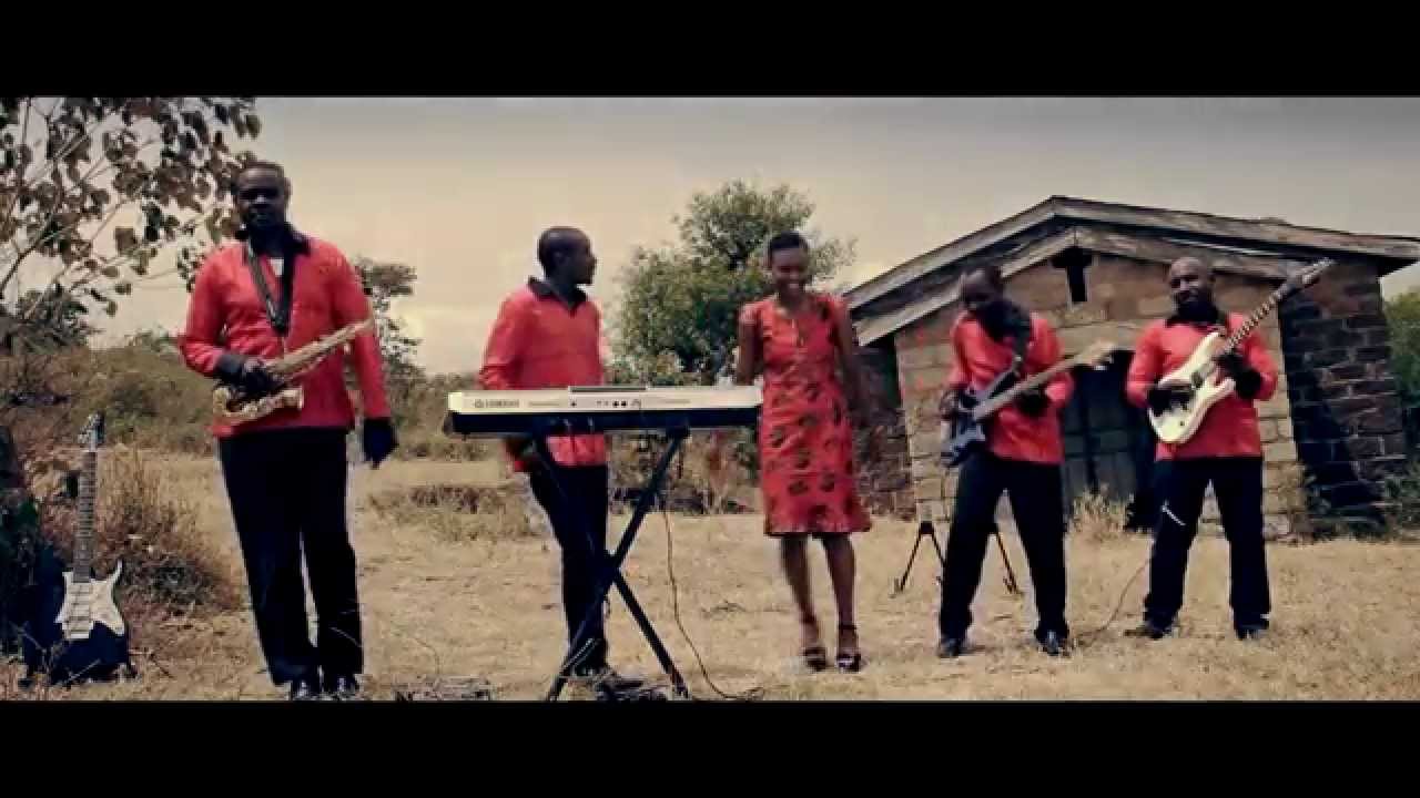 Silver Strings Band - Panda Palilia - YouTube