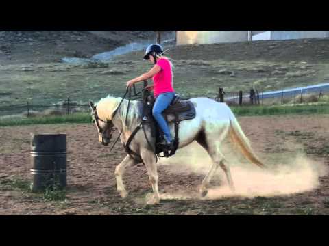 Lifting shoulder and ribcage position around the barrel exercise - YouTube