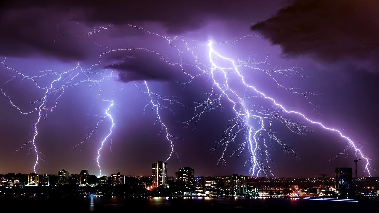 Goodbye Stress to Sleep Soundly with Mighty Thunderstorm, Heavy Rain ...