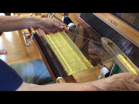 Mr Saori weaving in Osaka Japan    www.intenttravel.com.auau