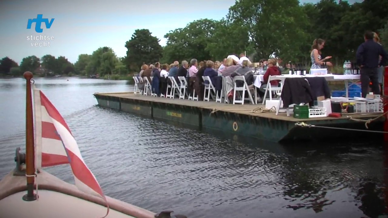 'Floating diner' Vreeland 2017 - YouTube