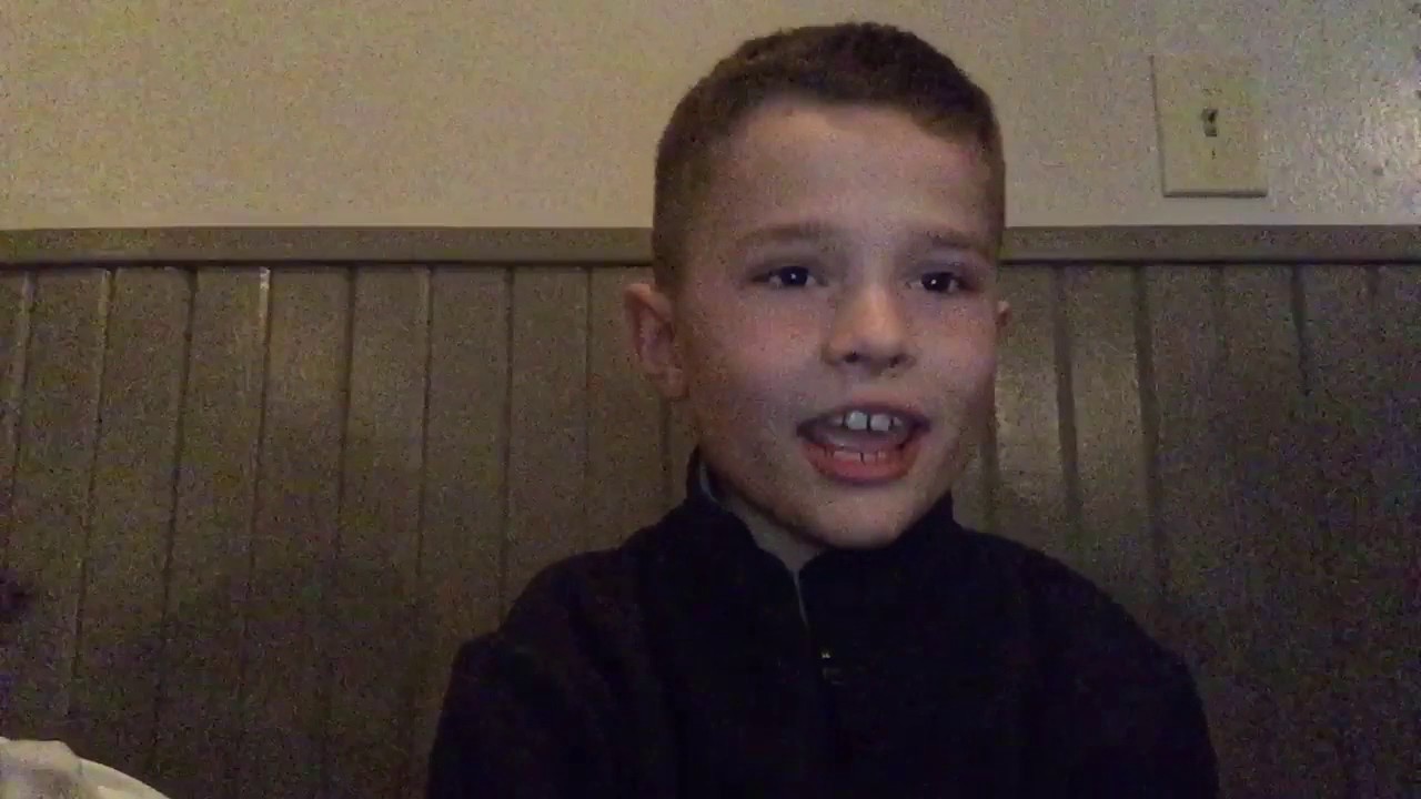 Hi I'm Andrew. - YouTube