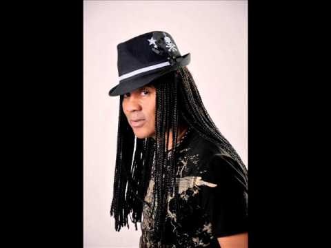 Tony Berroa El Solterito Dejamelo En La Mesa Oficial 2016 - YouTube