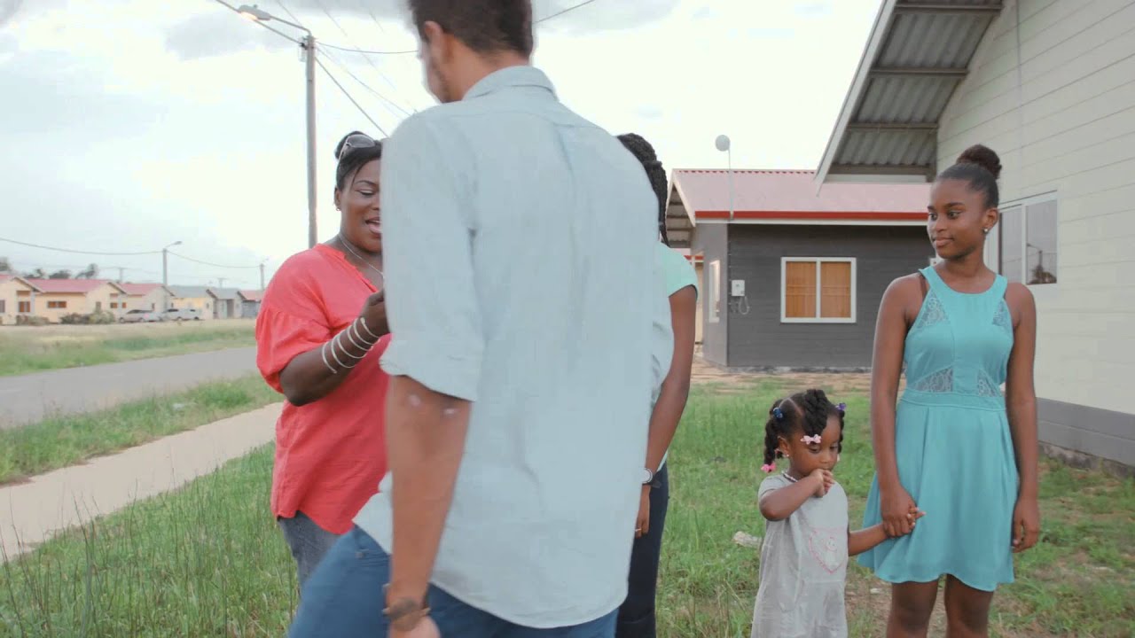 Assuria 25 Jaar - YouTube