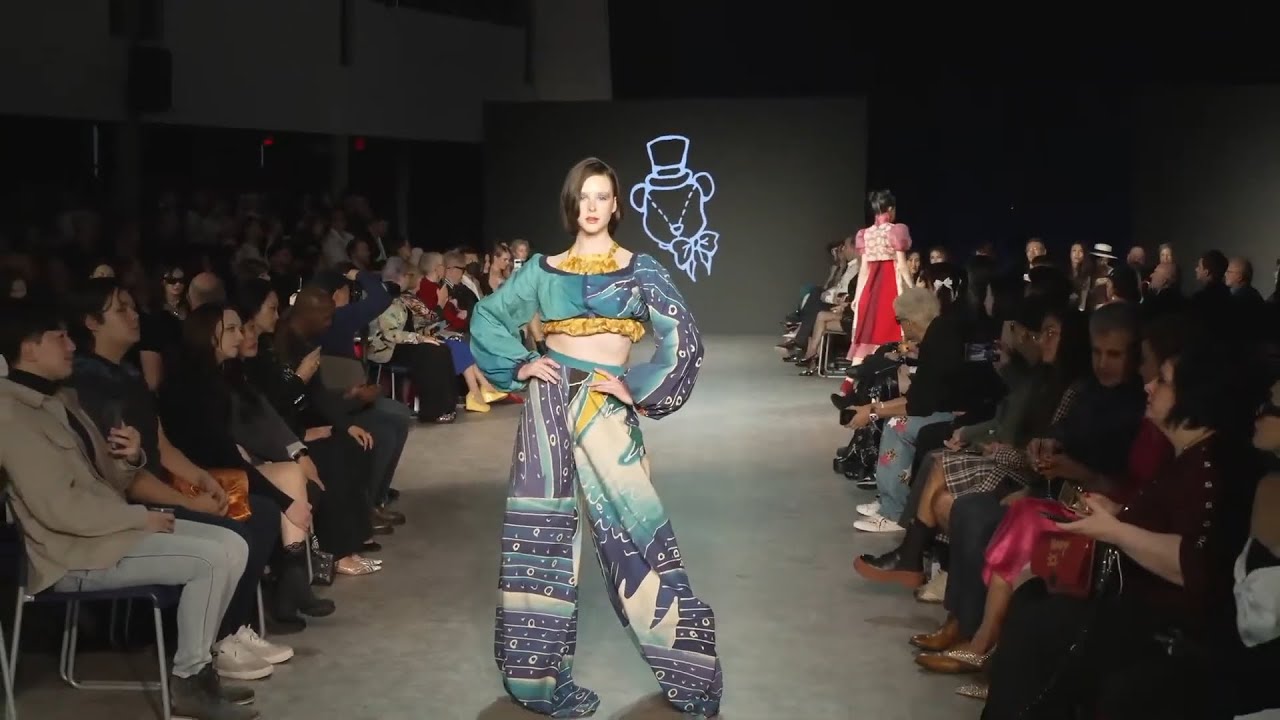 Juno Spring Summer 2024 Fashion Show | Vancouver Fashion Week - YouTube