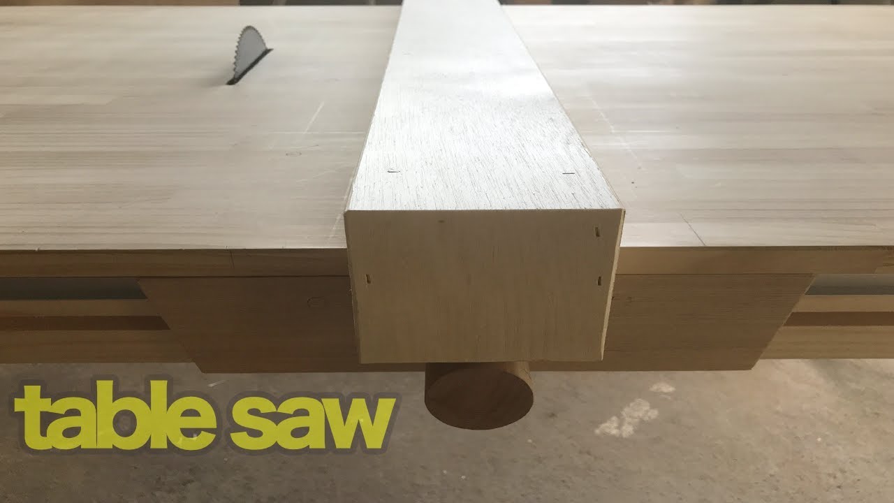 [DIY] Japanese carpenter made a table saw - YouTube
