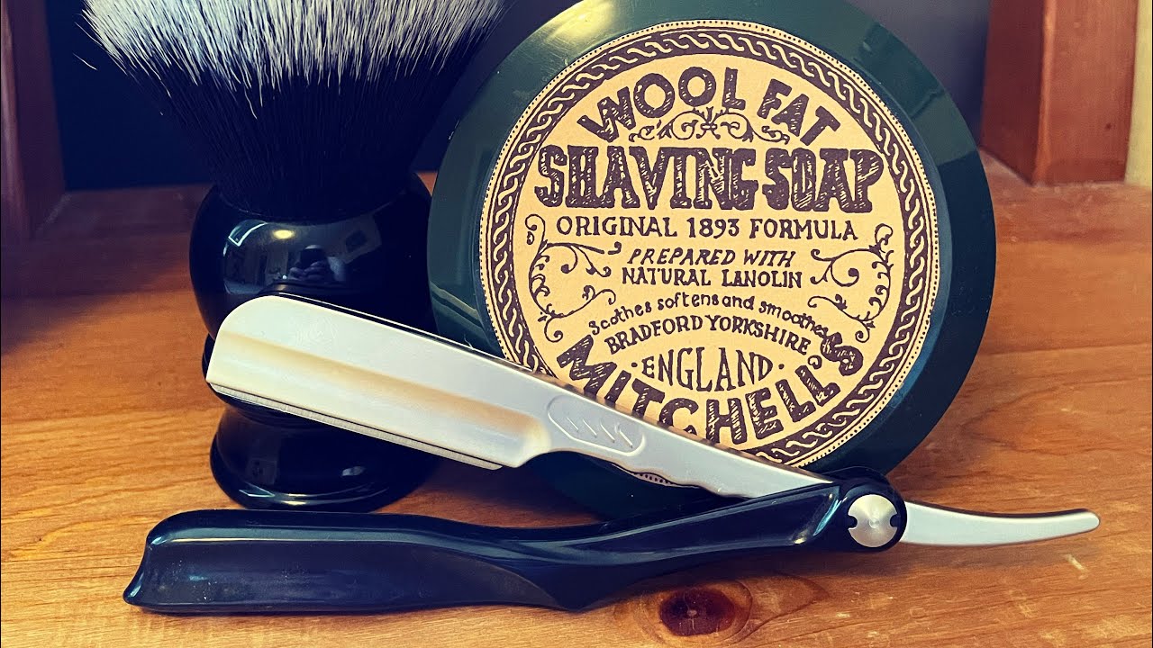 First shaving video with a shavette. No blood. 😁 - YouTube