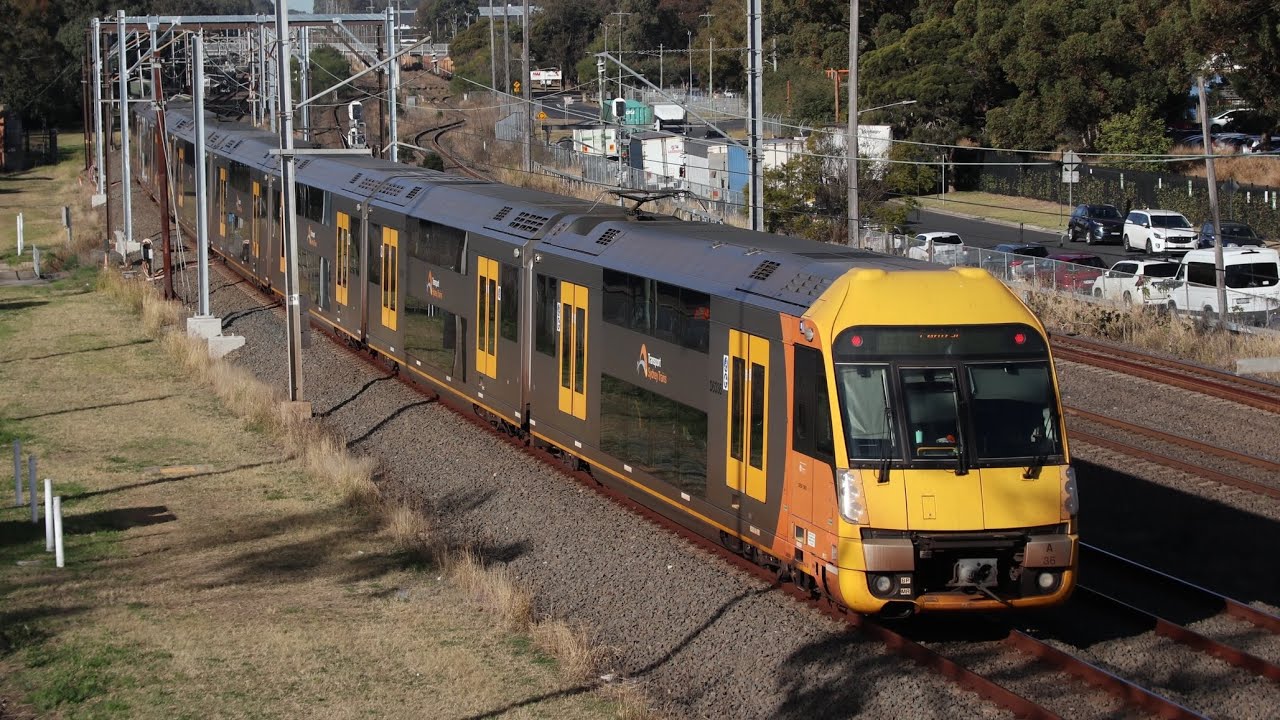 Sydney Trains Waratah A Set Ride - Leightonfield to Villawood - T3 ...