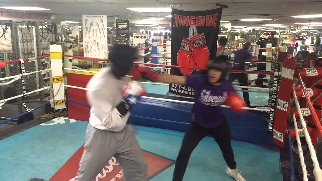 Sparring at Boe's Boxing - YouTube