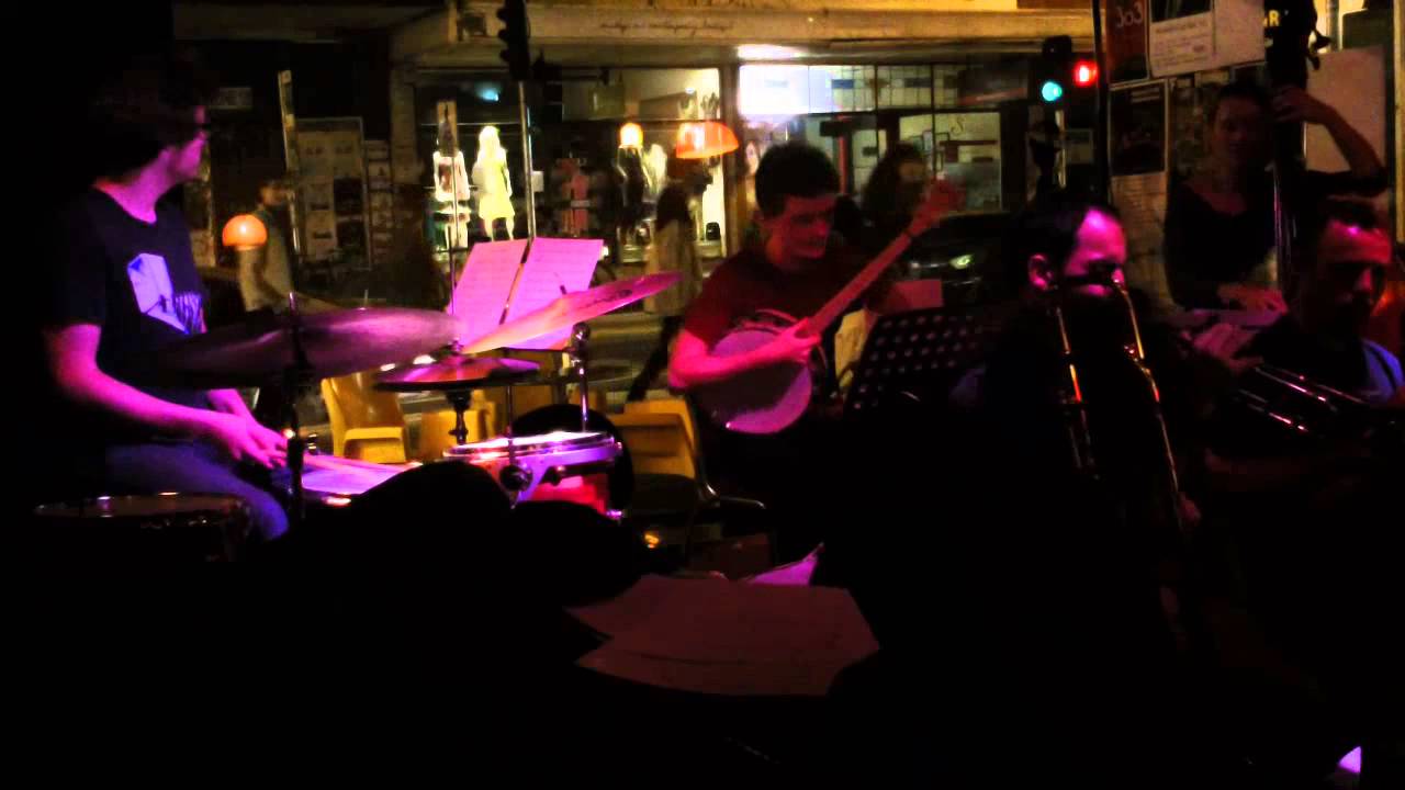 Sugar Foot Stomp - YouTube