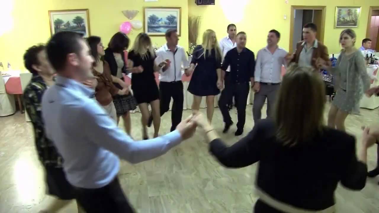 Soarele de dimineata - Muzica populara de petrecere - YouTube