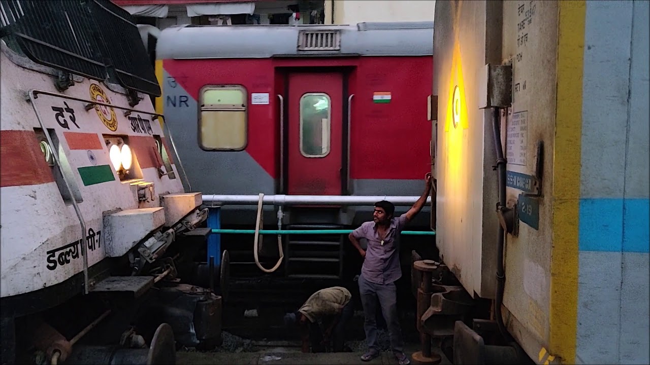 HoG WAP7 Coupling with LHB Duronto Express at Chennai | Rajdhani ...