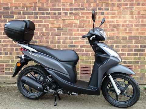 Honda Roller 50ccm Vision