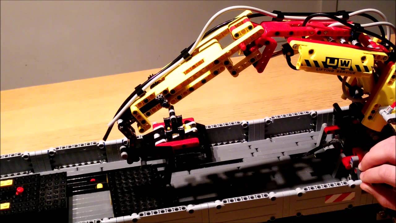 Lego technic truck and Crane trailer - YouTube