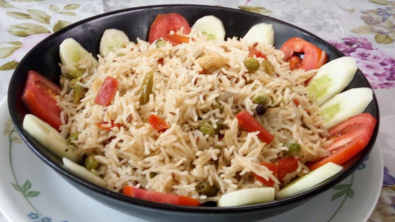 Tasty Veg Pulav Recipe | कुकरमध्ये बनवा व्हेज पुलाव - YouTube