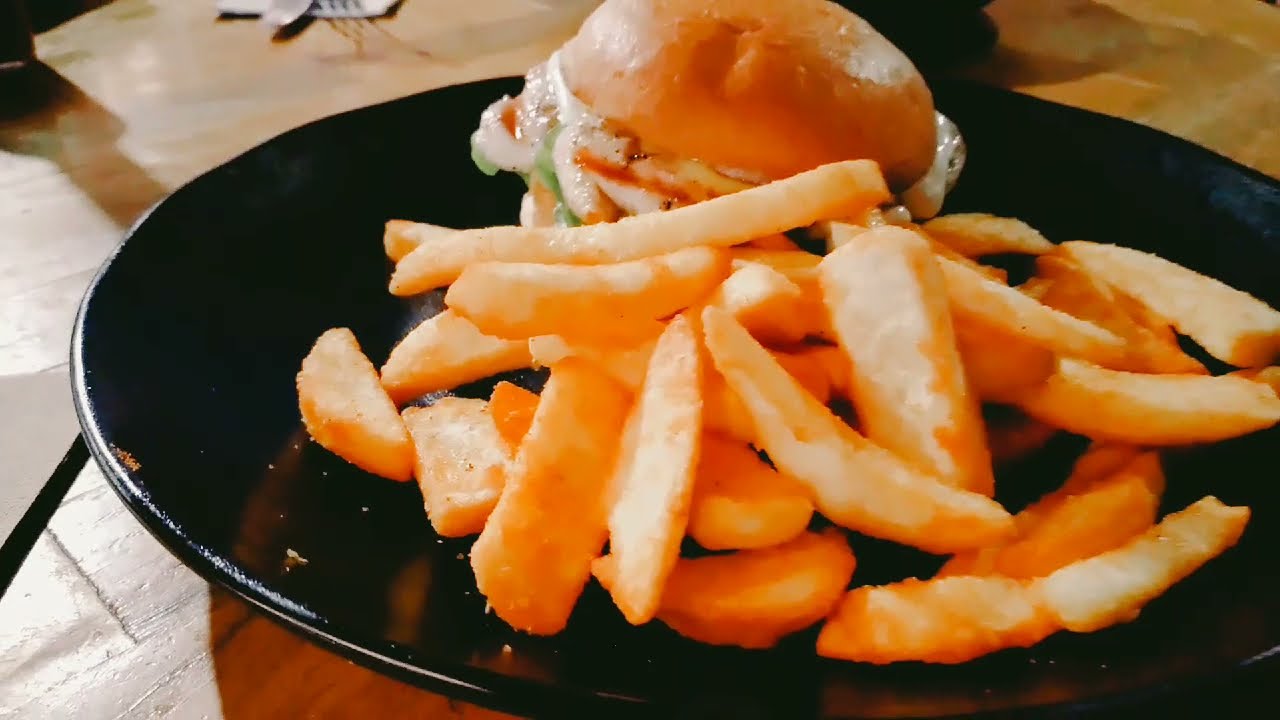 Going to Volcano's Steakhouse Bankstown Sydney || 8/10 - YouTube