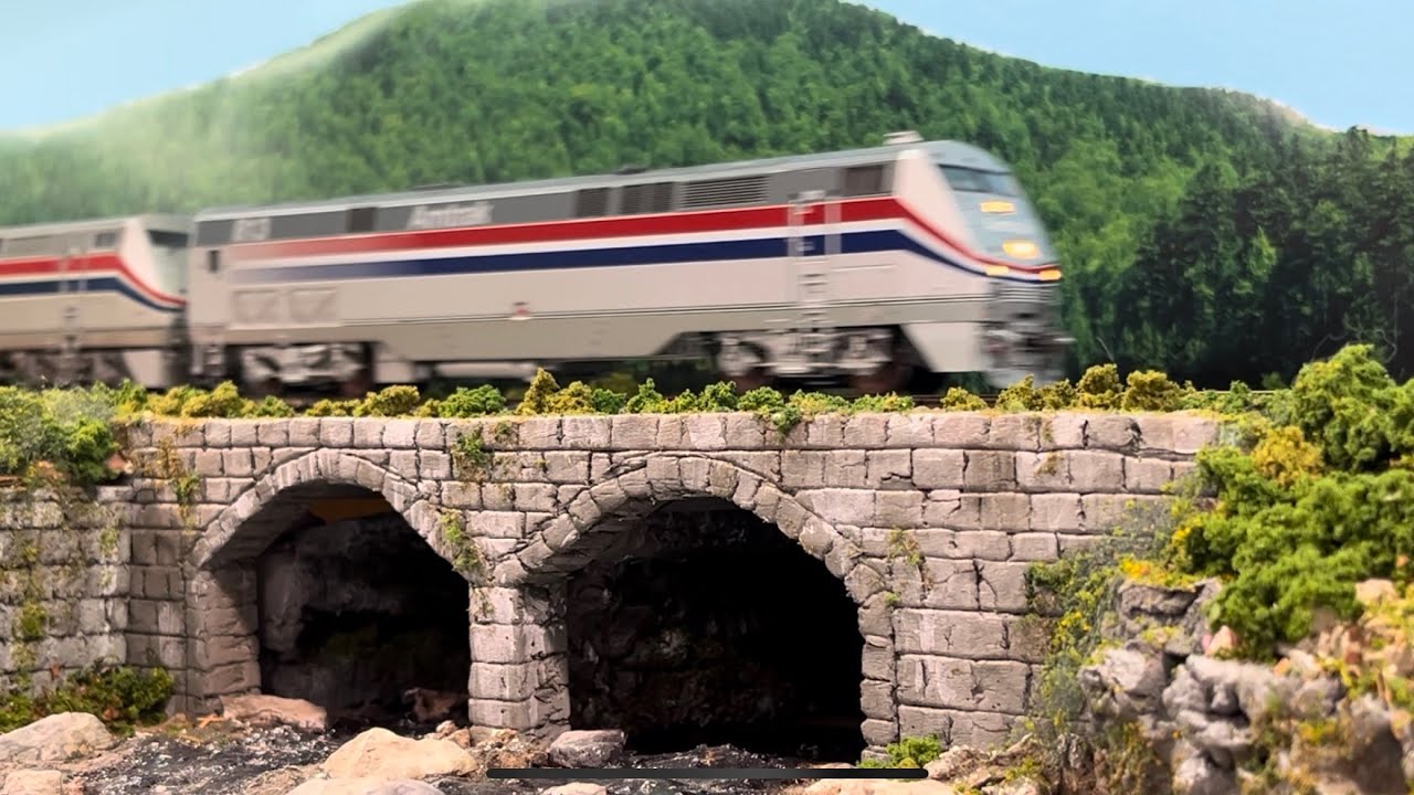 New Signal Bridges and Amtrak 449 takes a ride! - YouTube