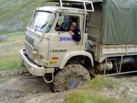 trm 4000 essai en 2RM chainées - YouTube