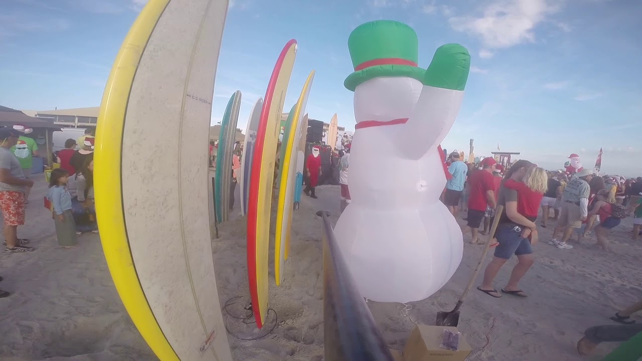 Surfing Santas 2017 - YouTube