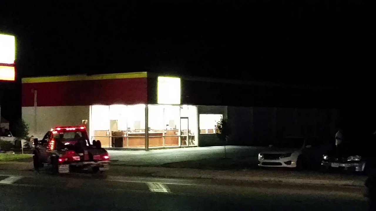 Tow truck fail!!! - YouTube