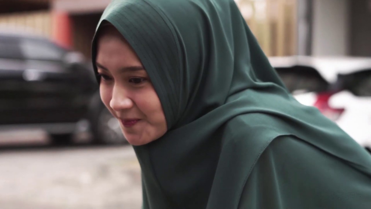 HIJAB SYAR'I I BUSANA MUSLIM UNTUK MAMAH MUDA - YouTube