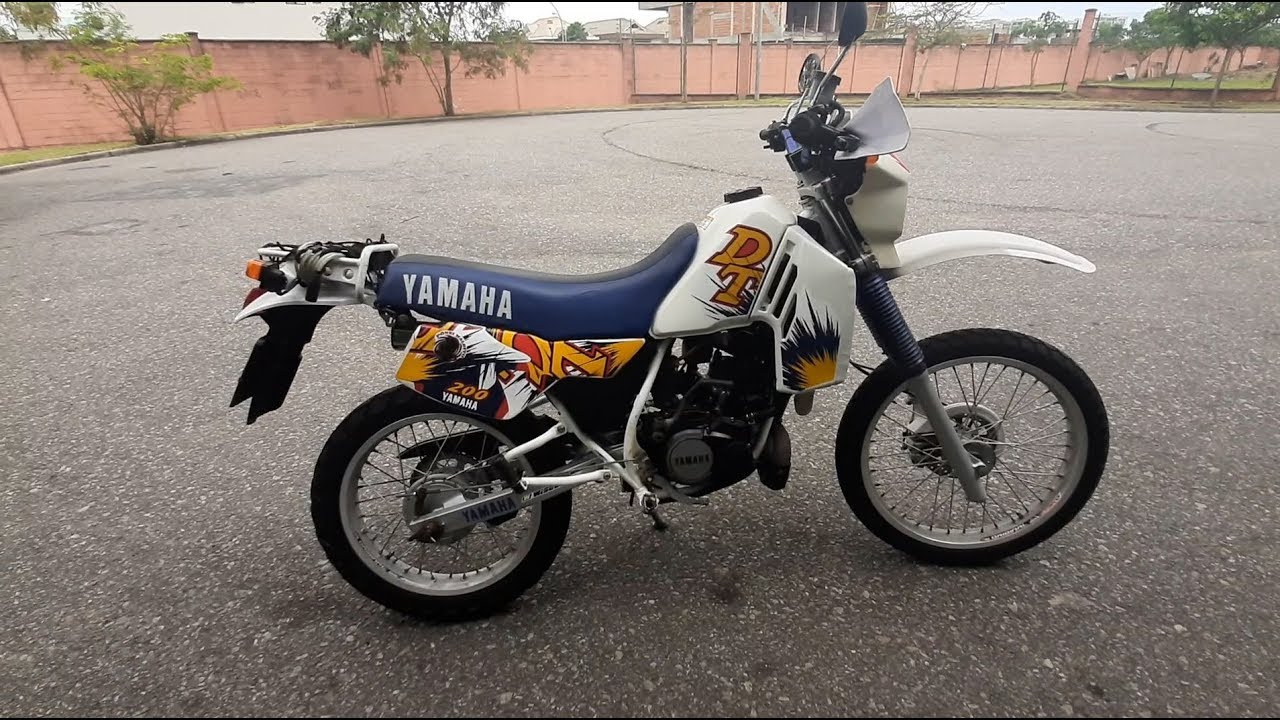 Vendo DT200 1996 com 211cc - YouTube