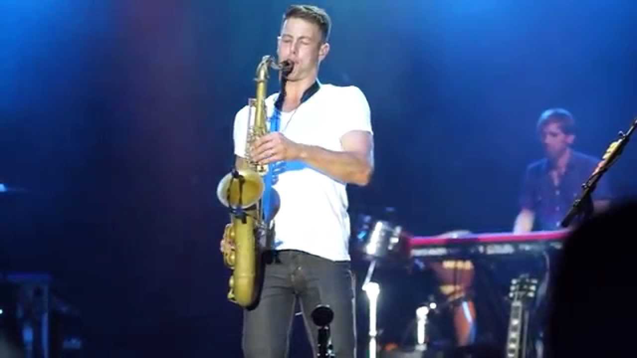 O.A.R. Saxophonist Jerry DePizzo Naperville 8/30 - YouTube