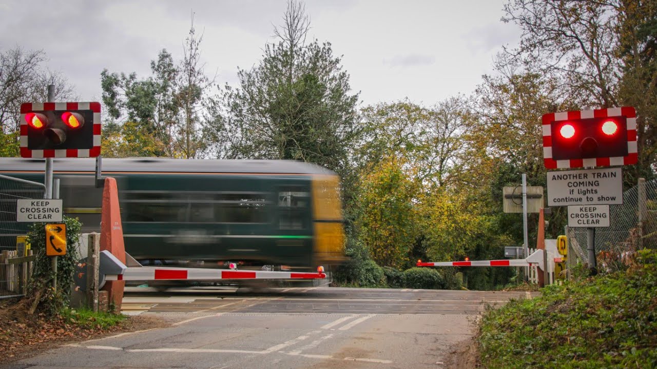 Brook (New Road) Level Crossing, Surrey. 29/10/24 - YouTube