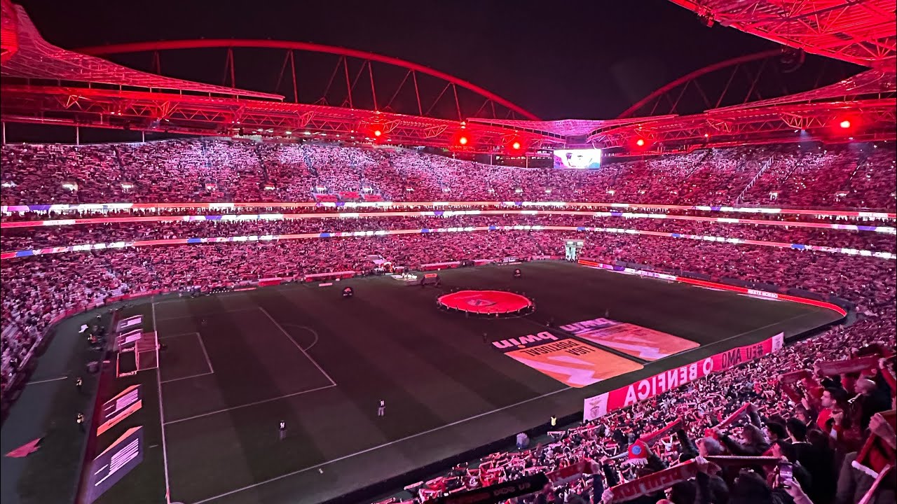 Estádio da Luz | Espectáculo de luzes - YouTube