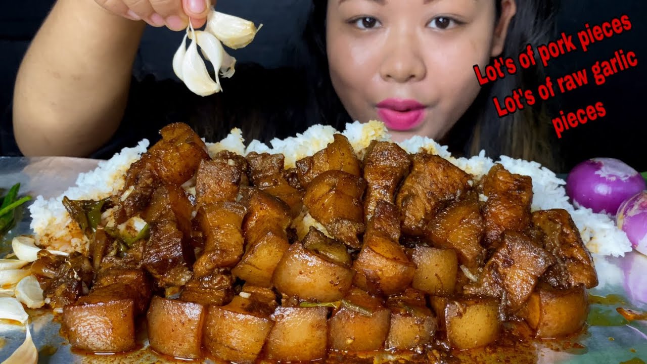 LOT’S OF FATTY PORK BELLY PIECES WITH LOTS OF RAW GARLIC PIECES & RICE ...