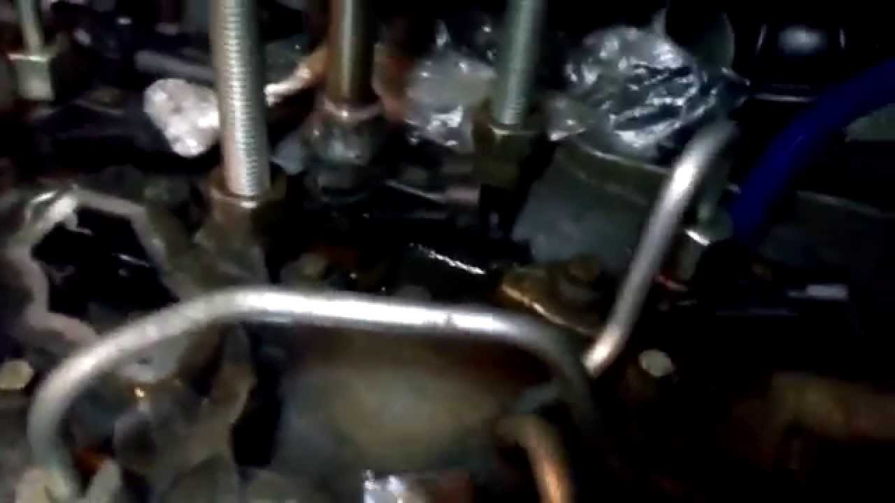 Vivaro Trafic M9R 780 2.0 CDTI injector removal (handmade tool ...