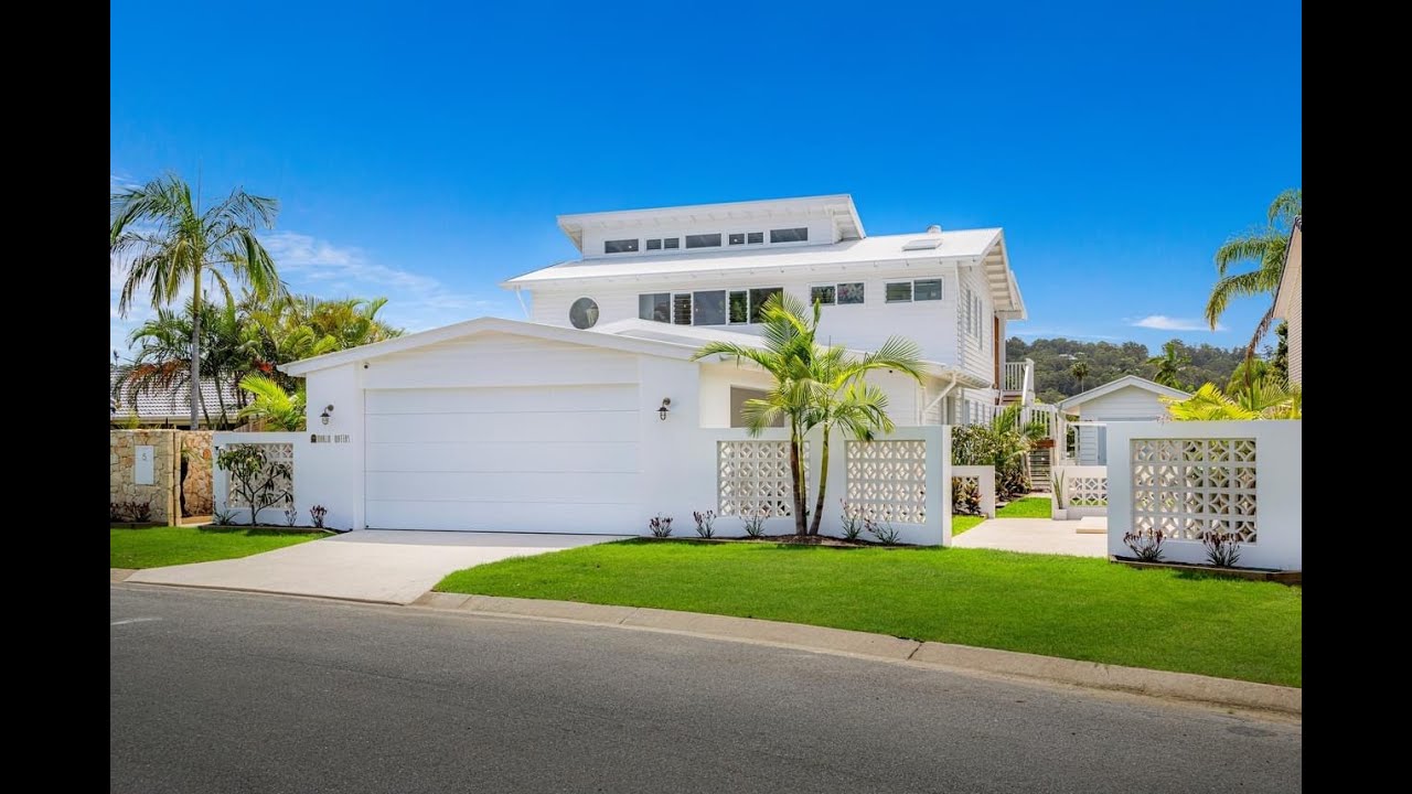 5 Harris Court Currumbin Waters - YouTube