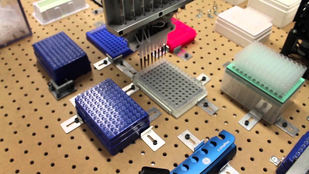 Biobot : Robotic Platform For Biotech - YouTube
