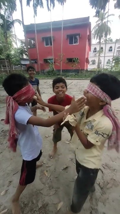 Blindfolded Banana Eating challenge... Pair- Jim+Tamim #fun #challenge #funny - YouTube