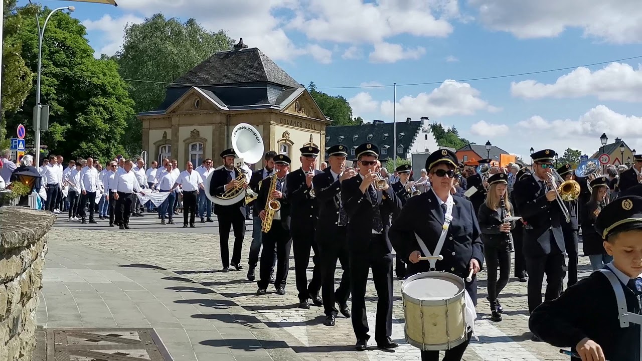 Echternacher Springprozession 2019 - YouTube