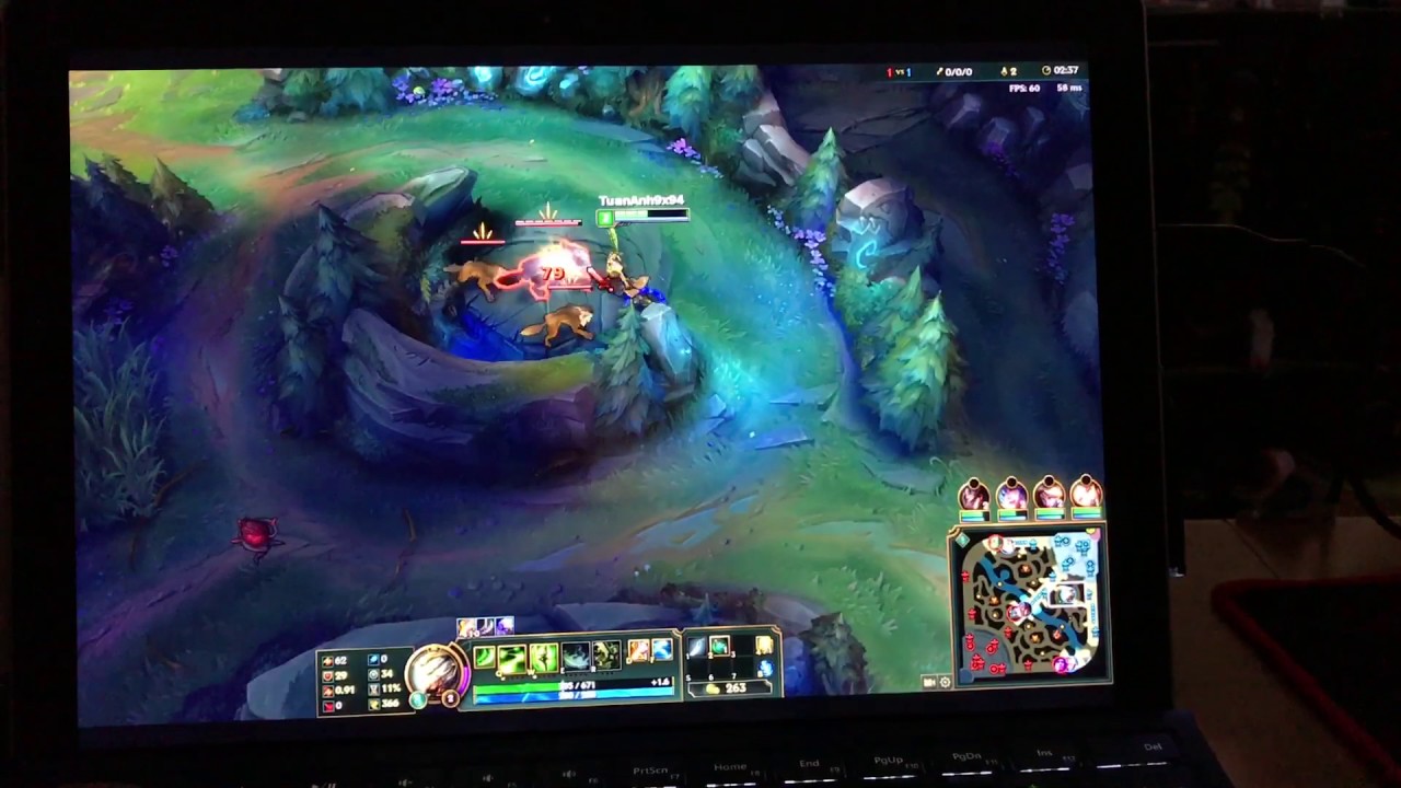 Surface pro 4 i5 play game LOL - YouTube