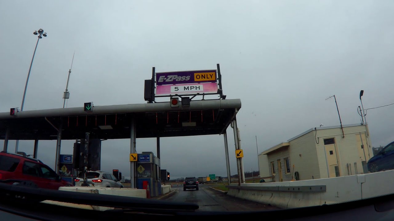 NY Interstate 90 west exit 41 outbound high mast streetlights, X's and ...