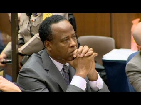 Michael Jackson'ın doktoru tahliye edildi