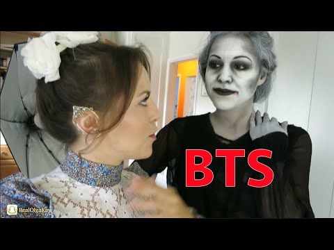 DO YOU LIVE w/ GHOSTS BTS | INSIDIOUS - YouTube