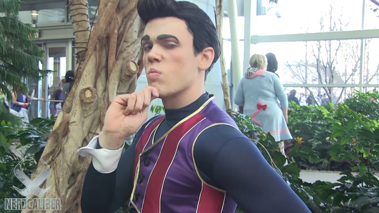 Awesome ROBBIE ROTTEN Cosplay - YouTube