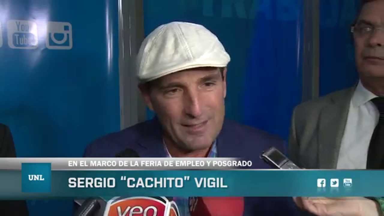Sergio “Cachito” Vigil en la Feria Empleo y Posgrado de la UNL - YouTube