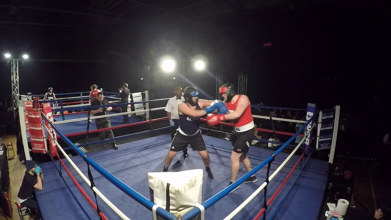 Ultra White Collar Boxing | Reading Ring 1 | Shane Gericke VS Lewis Doe ...