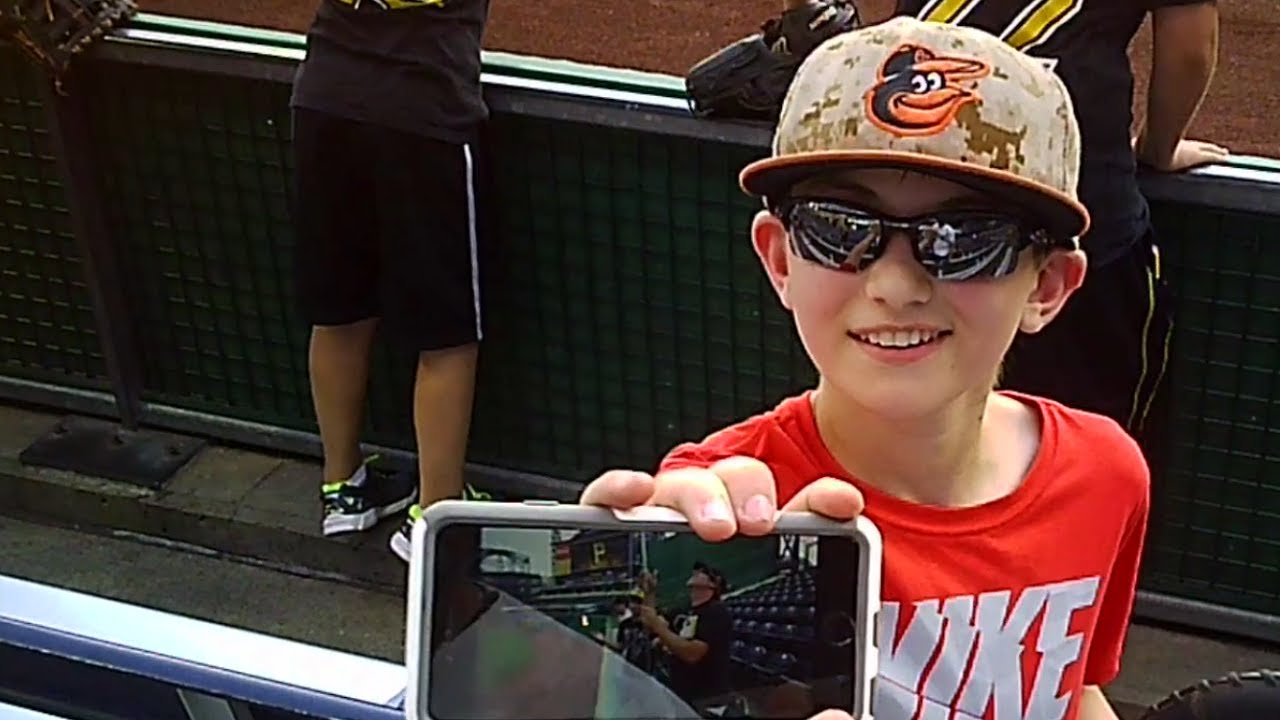 GETTING RECOGNIZED FROM ZACK HAMPLE'S YOUTUBE CHANNEL AT PNC PARK (vs ...