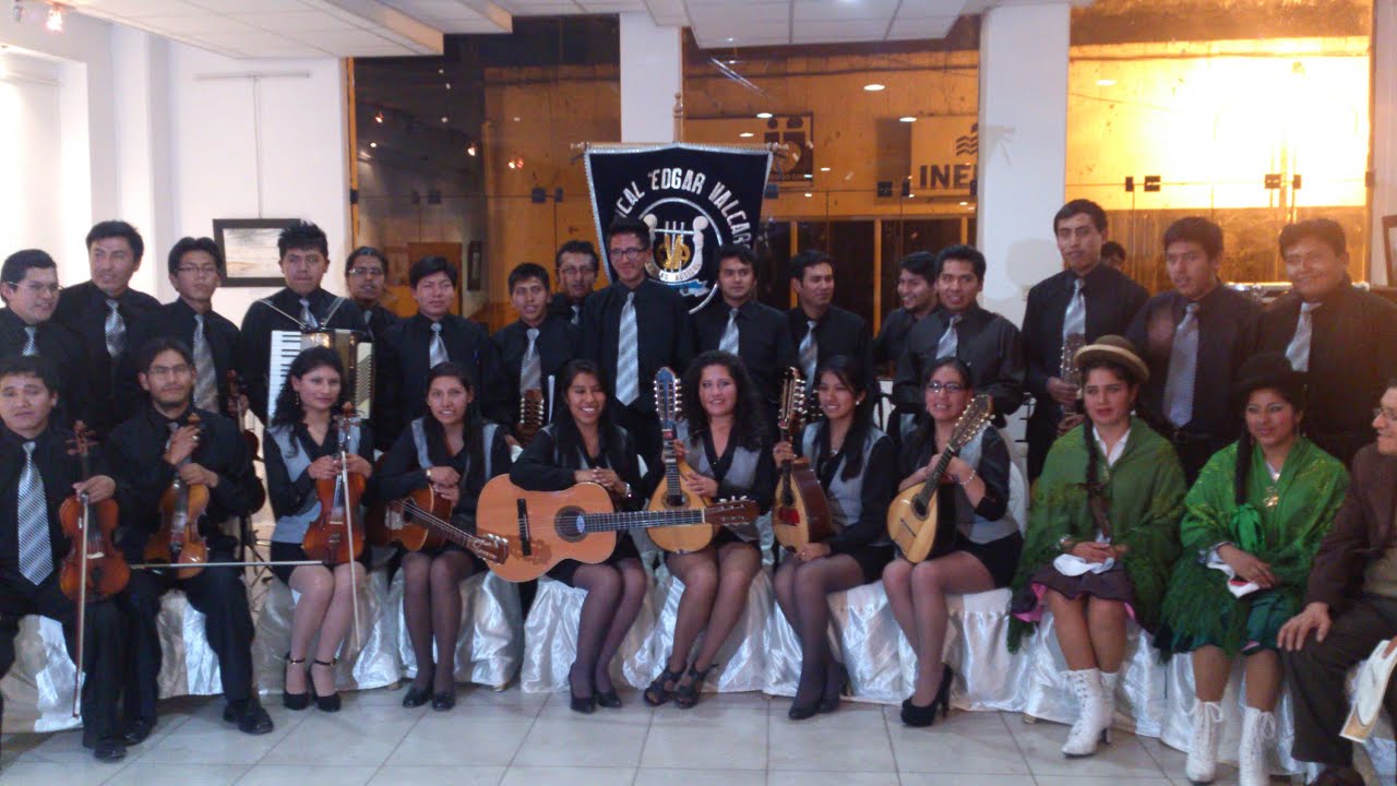 CM Edgar Valcárcel Arze - Pujllay - YouTube