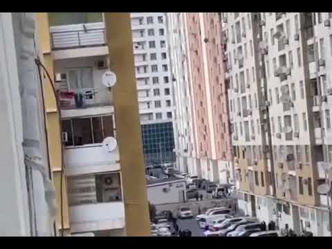 Bakıda gənc oğlan özünü 10-cu mərtəbədən ataraq intihar edib