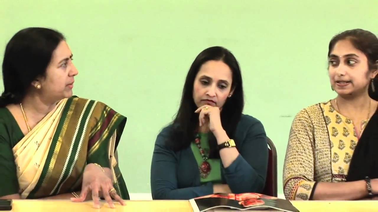 Usha Raghavan, Ritu Raj, Meena Raj, Jayashree Sundaresan, Gayathrie ...