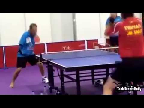 AĞZI İLE MASA TENİSİ OYNAYAN ADAM.... HARİKA...