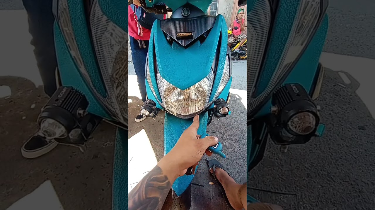 MIO I 125 mini driving light set up combo lights - YouTube