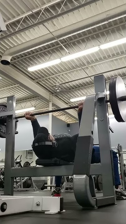 Reverse Grip Bench - YouTube