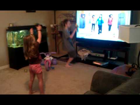 Wii dancing haley - YouTube